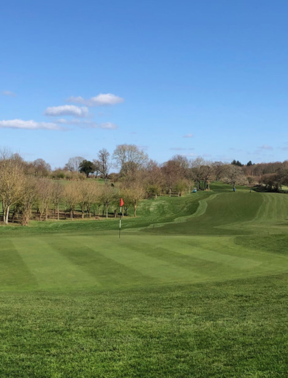 Home [www.petersfieldgolfclub.co.uk]